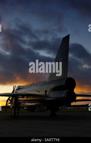 English Electric Lightning F6 Fighter/Interceptor aircraft, complete ...