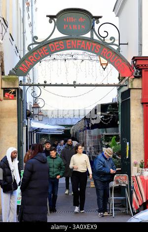 Entrance of Marche des Enfants Rouges, the oldest market in Paris ...
