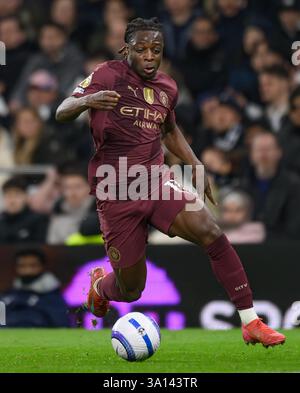 Jeremy Doku of Manchester City in action during the UEFA Champions ...