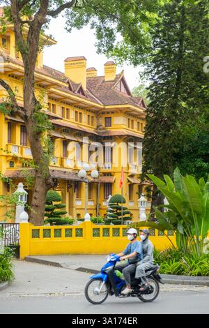 Vietnam, Hanoi, city center, old French Colonial building Stock Photo ...