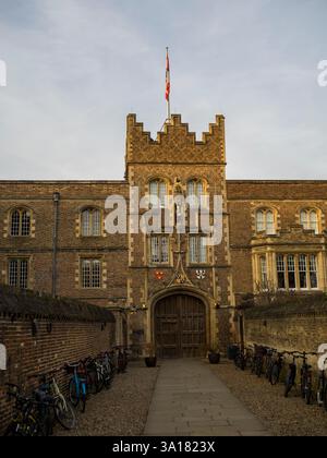 Cycles Outside, Entrance Gate, Jesus College, University of Cambridge ...