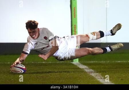 England's Jack Bracken scores his side's fifth try of the game during ...