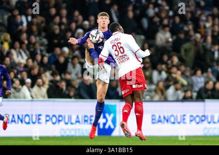 Charlie CRESSWELL of Toulouse FC during the French Cup, round of 32 ...