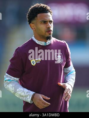 Marcus Edwards of Burnley warms up ahead of the Carabao Cup round 3 ...