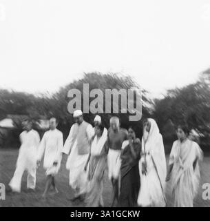 Mahatma Gandhi walking with Pyarelal Nayar, India, Asia, 1946, Asia ...