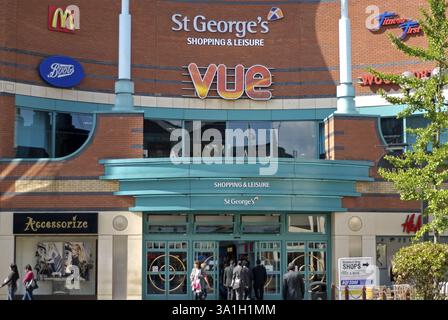 Vue St George's shopping and leisure store ; Harrow ; London ; U.K ...