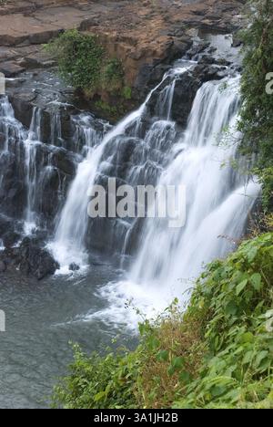 Napne water fall, Sherpe Napne, Khare Patan, Station Vaibhavwadi ...
