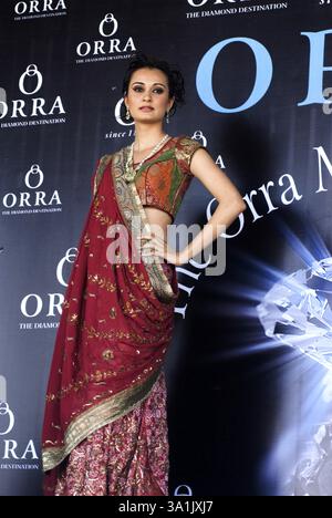 A model displaying jewellery of Orra line Stock Photo - Alamy