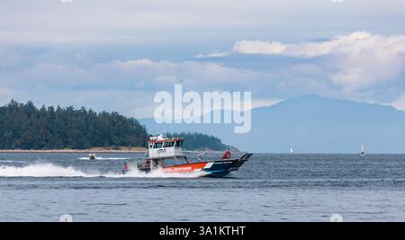 A spill response vessel with the Western Canada Marine Response ...