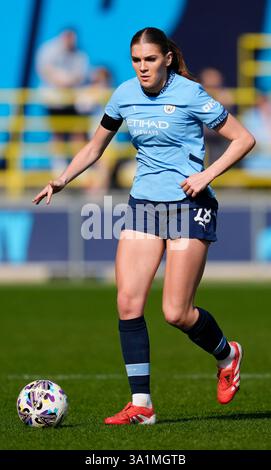 Manchester City's Gracie Prior during the Barclays Women's Super League ...