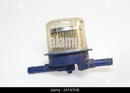 replaceable fuel filter with transparent sump, in plastic housing, old ...