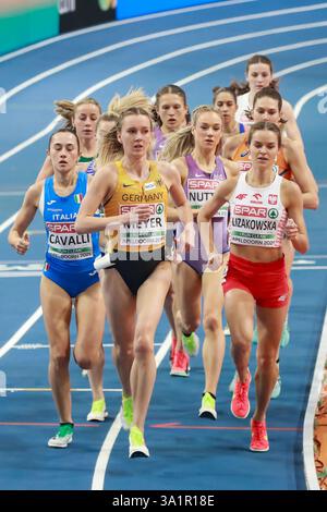 Melissa Courtney-Bryant and Hannah Nuttall of Great Britain during the ...