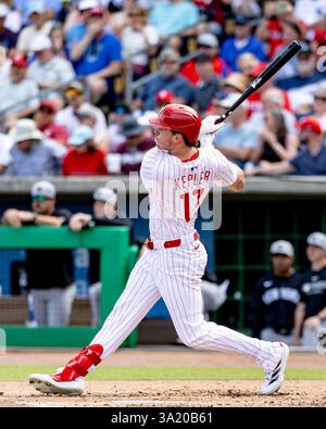 Philadelphia Phillies outfielder Max Kepler (17) bats in the fourth ...