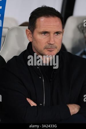 Coventry City head coach Frank Lampard gives instructions from the ...