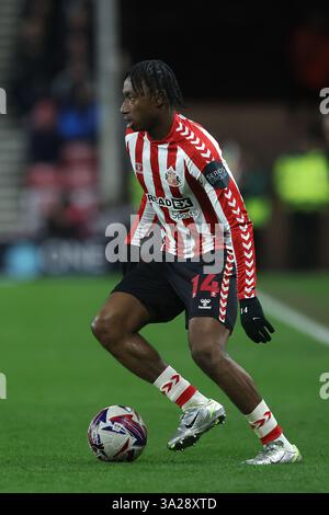 Romaine Mundle of Sunderland in action during the Everton v Sunderland ...