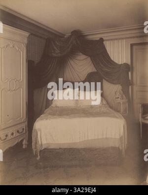 This photograph by Eugène Atget shows the interior of a workwoman’s ...