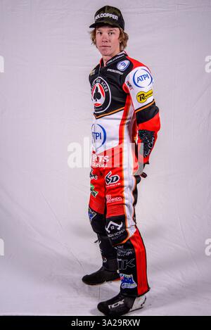 Tate Zischke of Belle Vue Aces in Blue leading Nick Morris of Sheffield ...