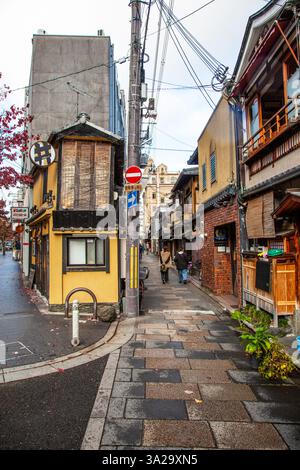 Kyoto Japan. A bar in Gion quarter Stock Photo - Alamy