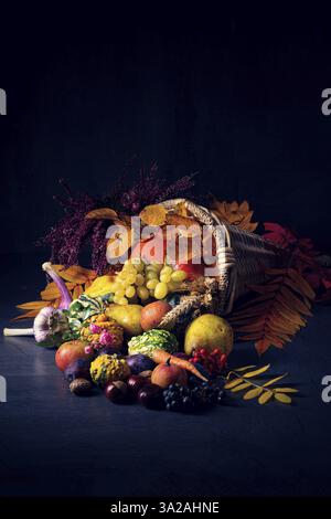 The beautiful and autumnal cornucopia Stock Photo - Alamy