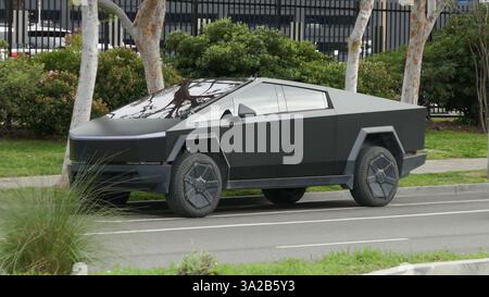 Los Angeles, California, USA 11st March 2025 Silver Tesla Cybertruck on ...