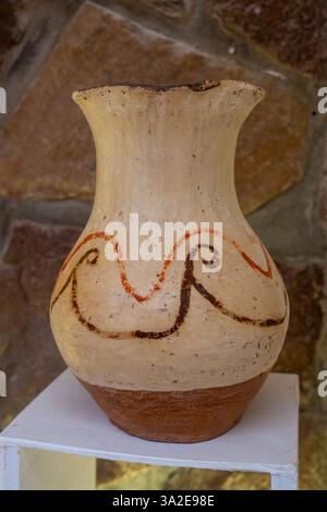 Chané indigenous Amerindian pottery from the Chaco Region in the Museum ...