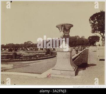 This photograph by Eugène Atget depicts a corner of the Luxembourg ...