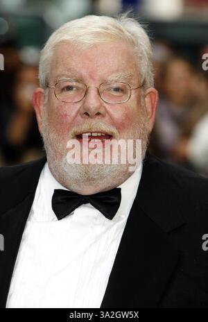 HARRY POTTER AND THE ORDER OF THE PHOENIX, Richard Griffiths, 2007. Ph ...