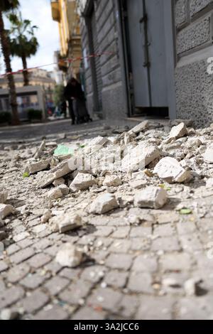 Naples, Italy. 13th Mar, 2025. Debris fell from the eaves of some ...