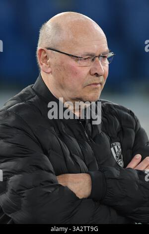 Czech Republic head coach Miroslav Koubek instructs his players during ...