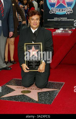 May 10, 2002; Los Angeles, CA, USA; Singer SMOKEY ROBINSON performs ...