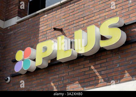 Plus logo sign. Plus is a supermarket groceries store Stock Photo - Alamy