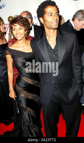 HALLE BERRY 15TH CAROUSEL OF HOPE BALL BEVERLY HILTON HOTEL BEVERLY ...