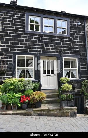 old cottage front door, Haworth village in West Yorkshire, England ...