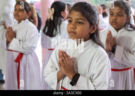 Christian altar children at church, Dhaka, Bangladesh Stock Photo - Alamy
