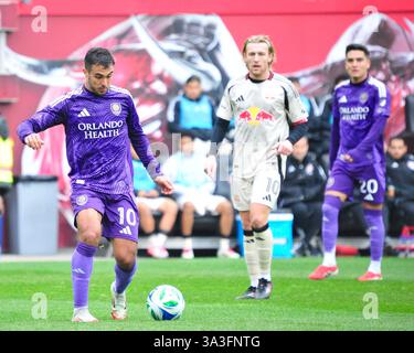 Orlando City midfielder Martin Ojeda (10) during an MLS soccer match ...