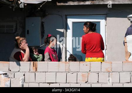 Turkey, Edirne, 7 march 2025, ROM family in the Menzilahir area of the ...