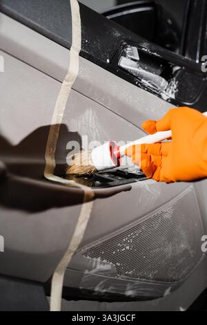 Car wash worker is washing client's car Stock Photo - Alamy