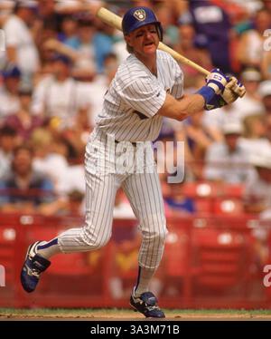 Milwaukee Brewers star Robin Yount is shown at bat at the end of career ...