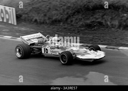 John Surtees at the 1971 Race of Champions at Brands Hatch Stock Photo ...
