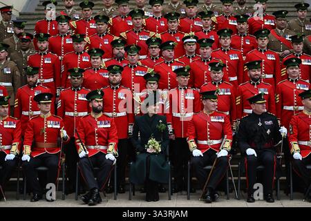 The Princess of Wales (centre) joins the official Sergeants Mess Photo ...