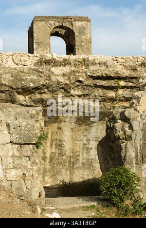 Jaffna Dutch Fort damaged by the LTTE Stock Photo - Alamy