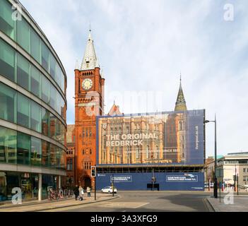 Red brick Victoria buildings clocktower and renovation of art gallery ...