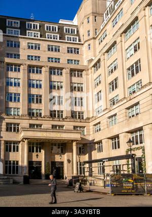 Walker House, part of the Exchange Flags building, completed 1939, city ...