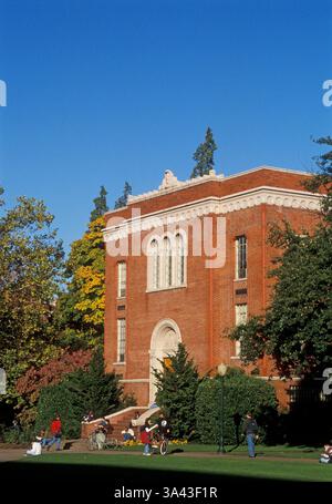 Chapman Hall at the University of Oregon Eugene Oregon Stock Photo - Alamy