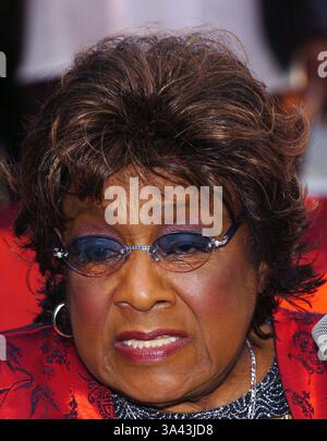 Star of ISABEL SANFORD on Hollywood Walk of Fame in Hollywood Boulevard ...