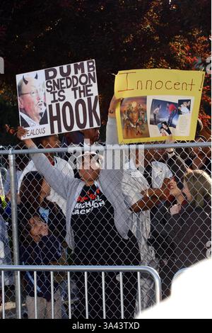 Apr. 14, 2011 - Santa Maria, CALIFORNIA, USA - K36621FB.MICHAEL JACKSON ...