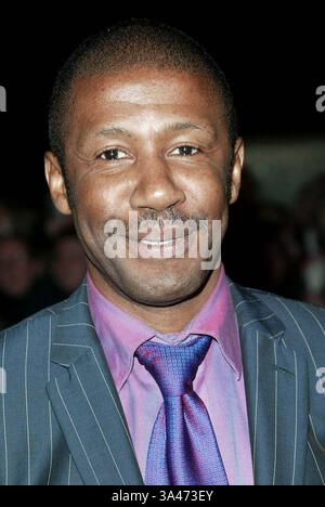 BRIAN BOVELL NATIONAL TELEVISION AWARDS 200 ROYAL ALBERT HALL LONDON ...