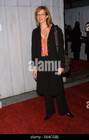 Nov. 29, 2001 - 9TH ANNUAL DIVINE DESIGN .OPENING NIGHT GALA AT BARKER ...