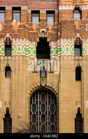 Exterior of the Guardian Building, showing Arts & Crafts and Art Deco ...