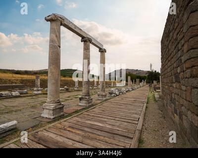 The Archaeological Site of Asklepion of Bergama,Izmir Stock Photo - Alamy
